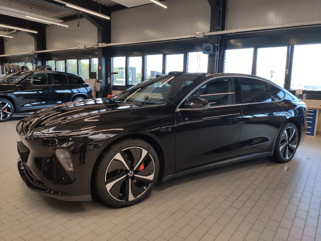 NIO ET7 480 kW Basis mit Exklusiv BaaS Vertrag UVP: 75.000,00